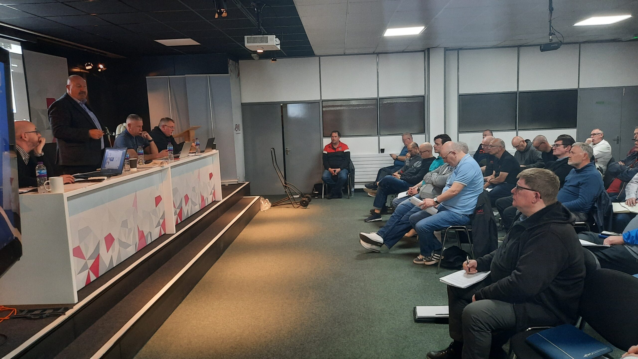 CWU: Mark Baulch: ‘Back this deal, regroup & prepare for future battles’